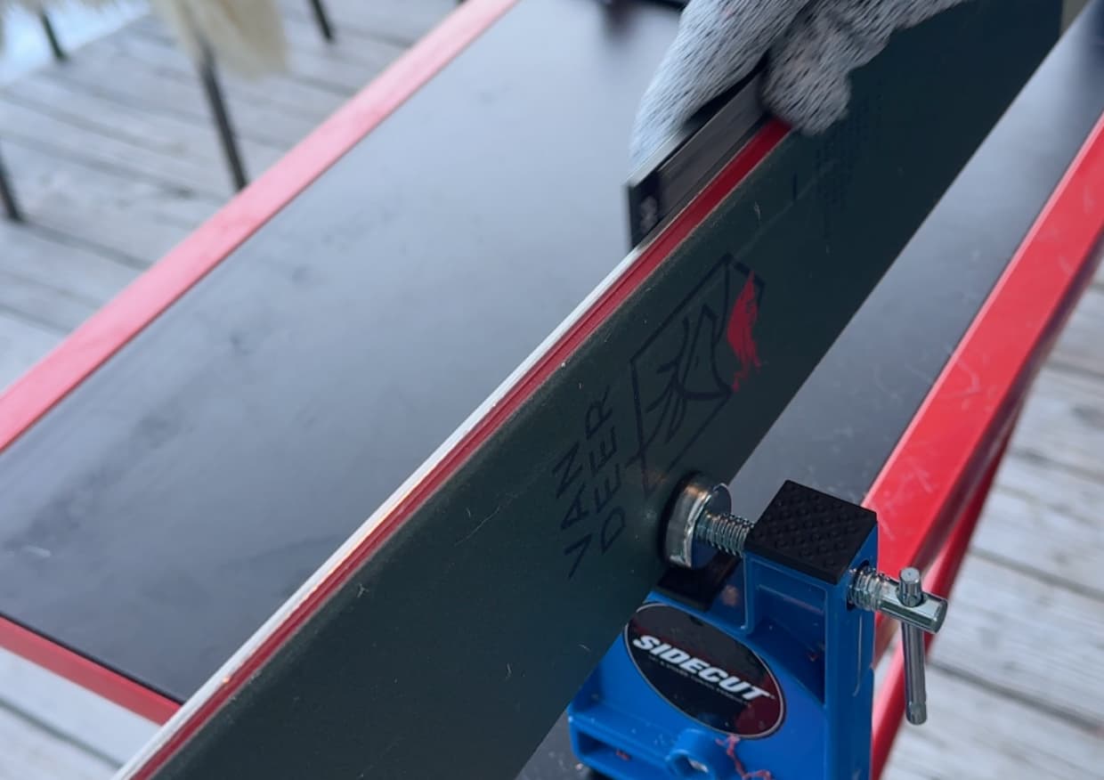 Ski Tuning Guide: How to Sharpen Your Ski Edges at Home - Maison Sport Blog